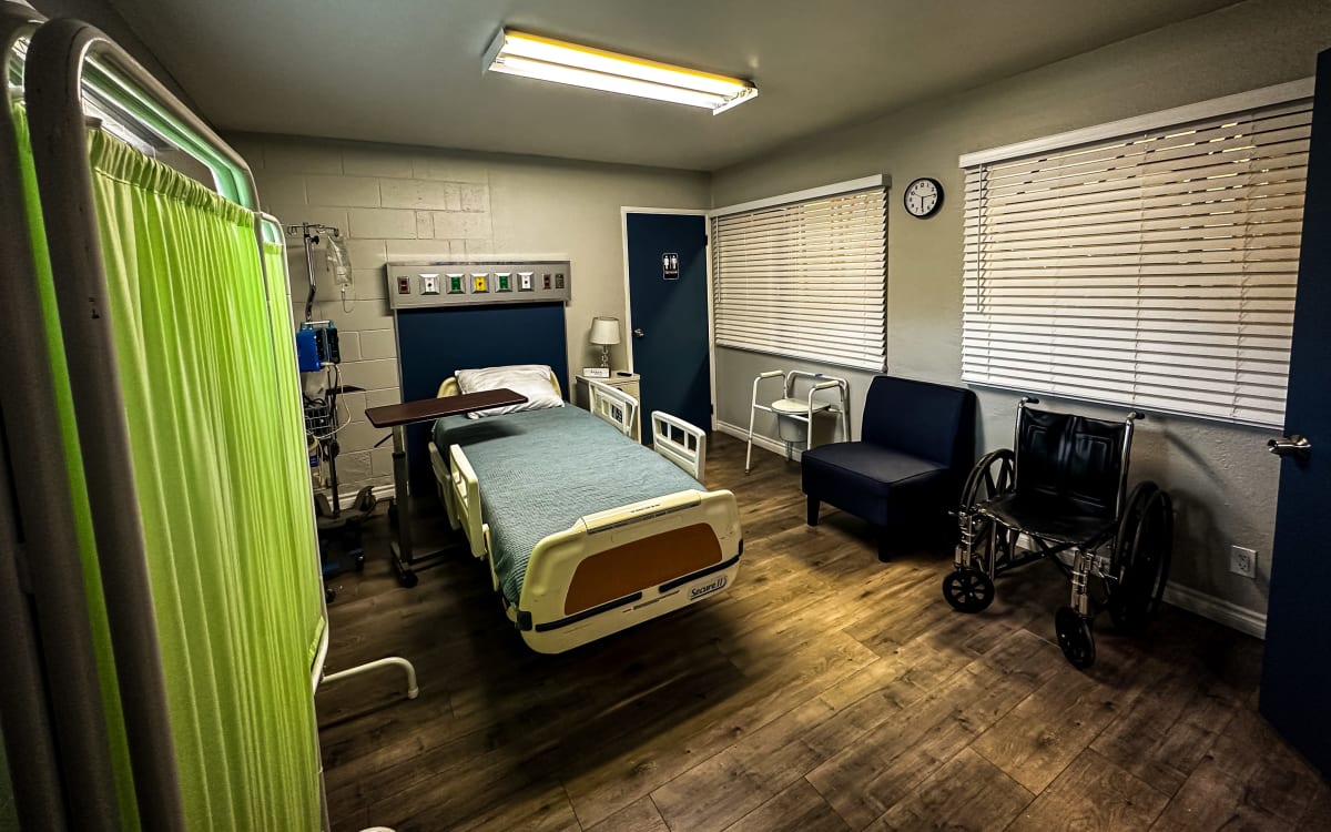 Beautiful hospital set with hallway., Van Nuys, CA | Production | Peerspace