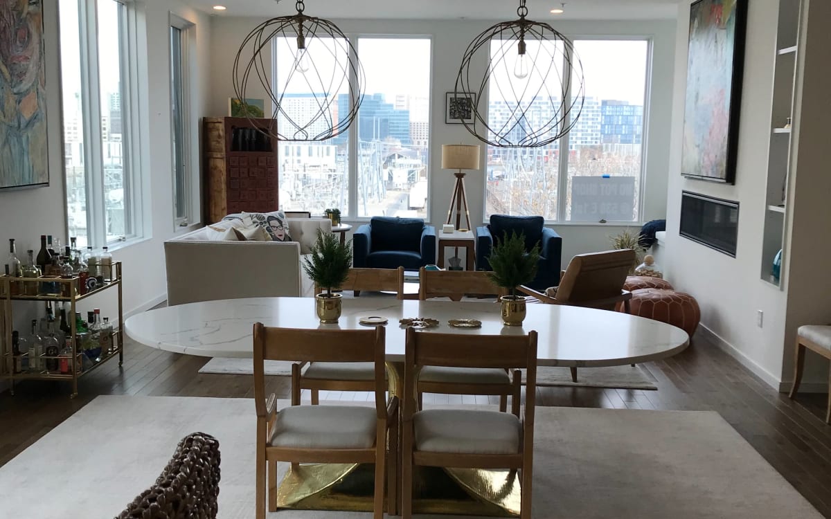 South Boston Loft-like Condo with Skyline Views - Perfect for filming ...
