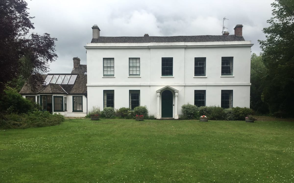 Country Manor House, Frocester | Production | Peerspace