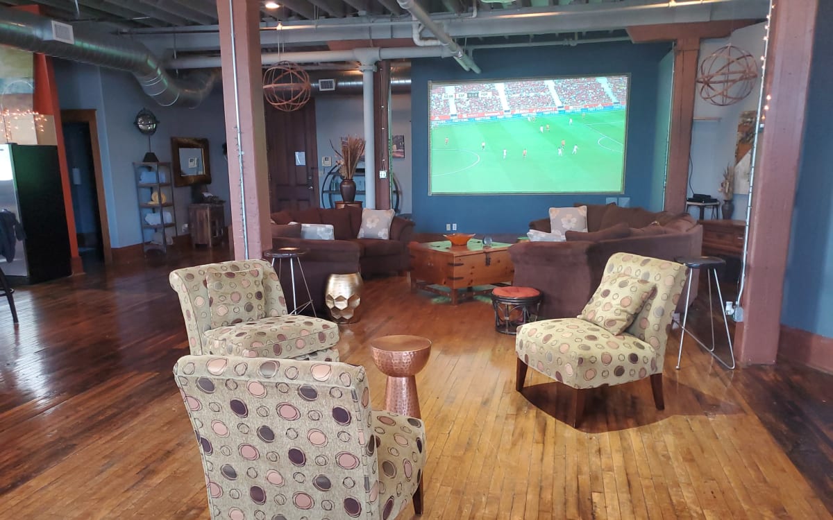 Midtown Industrial Loft & Lounge, CLEVELAND, OH | Event | Peerspace