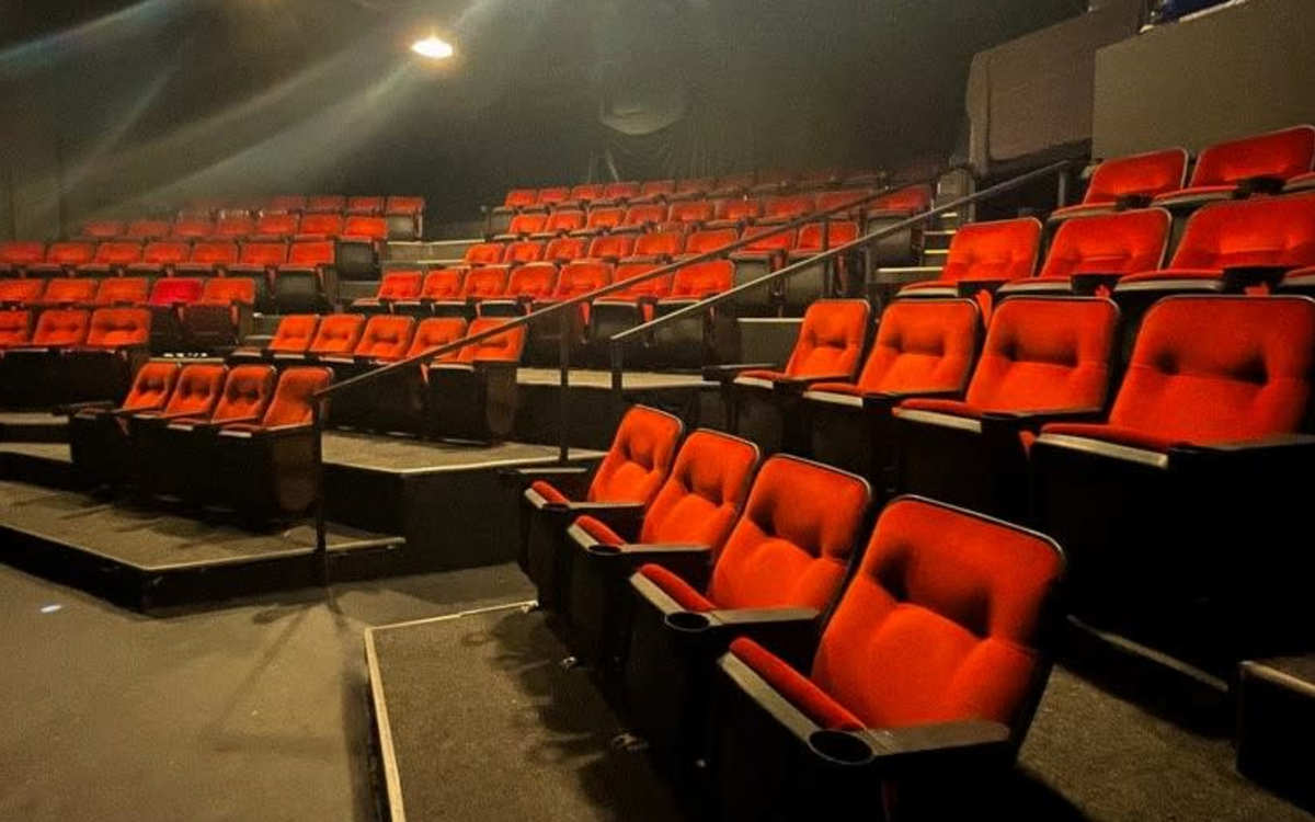 Expansive Multi-Functional Theater for Film Shoots, Rehearsals, Parties ...