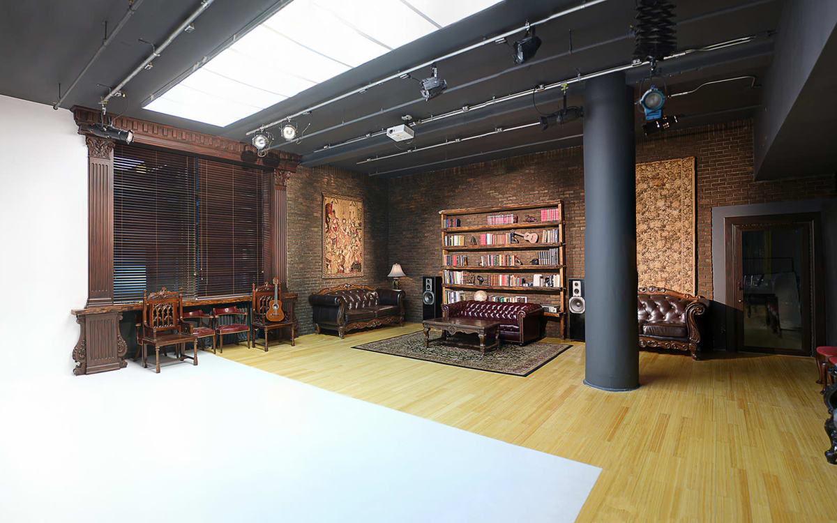 British cabinet library studio with Cyclorama, NYC, NY | Production ...
