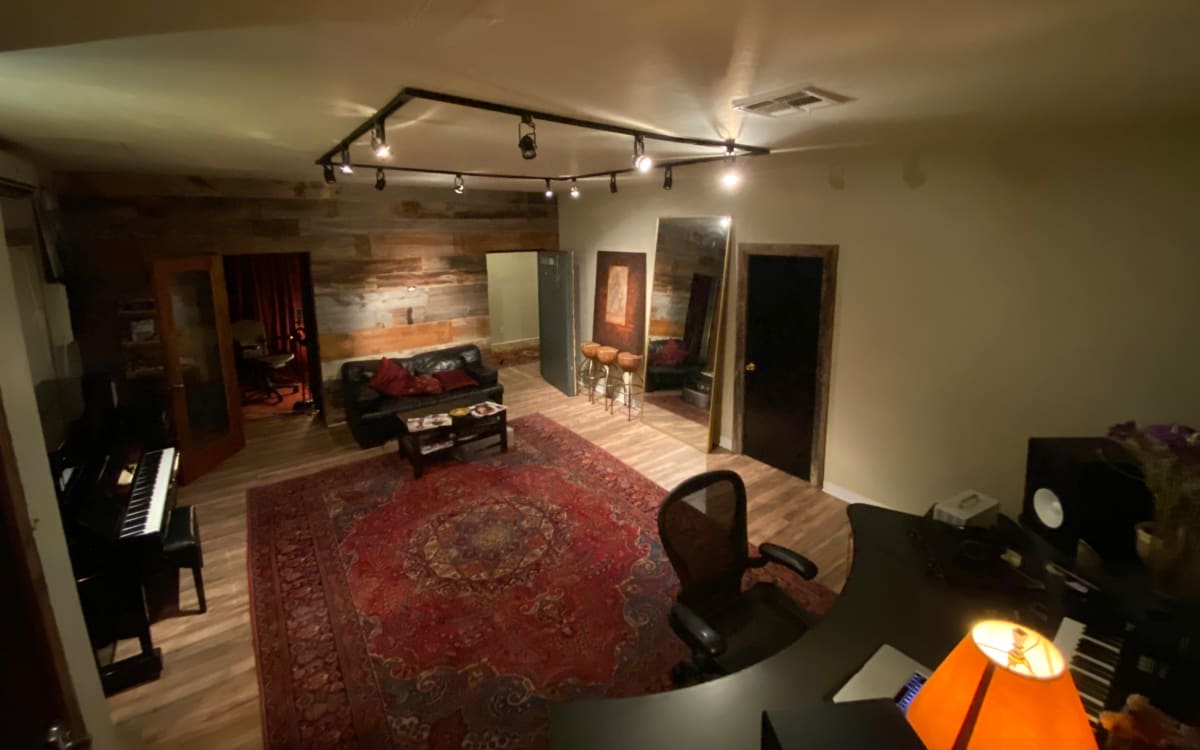 Hollywood Music Studio with Stunning Deck and Enclosed Garden, Los ...