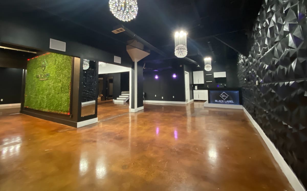 Elegant Atlanta Boutique Lounge Style Event Space, Atlanta, GA ...
