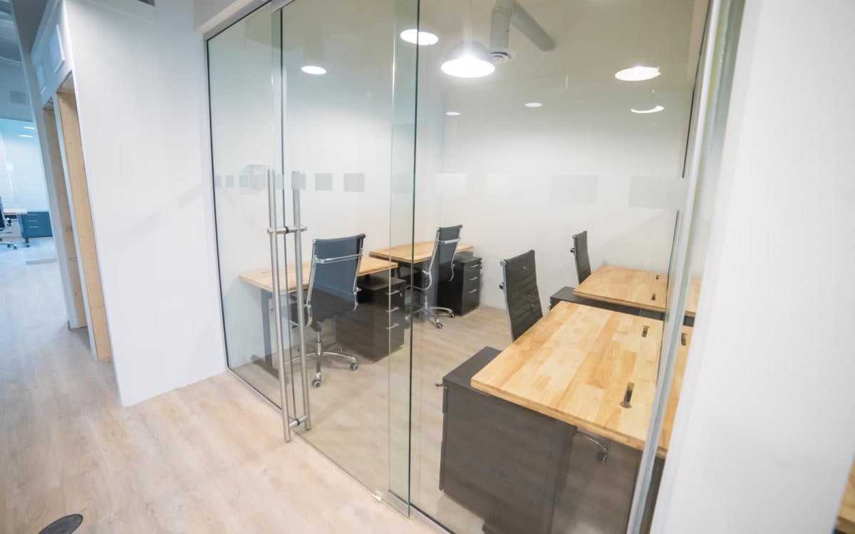 Creative Think Tank for 4 People, Etobicoke | Off-Site | Peerspace