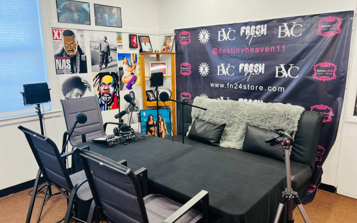 Podcasting/photography studio, West Springfield, MA | Production | Peerspace