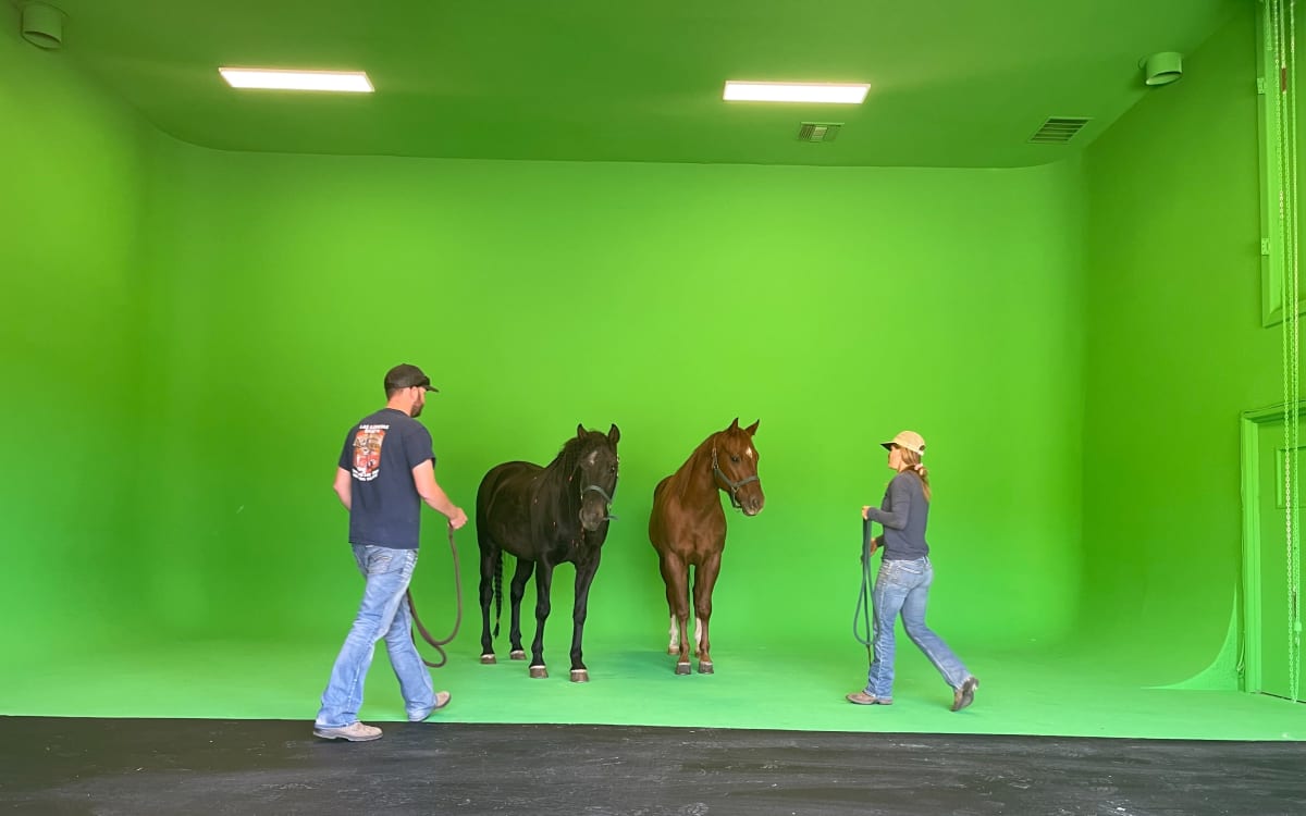 Cyclorama Green Screen Studio, Photo Studio, Western Town, Country ...