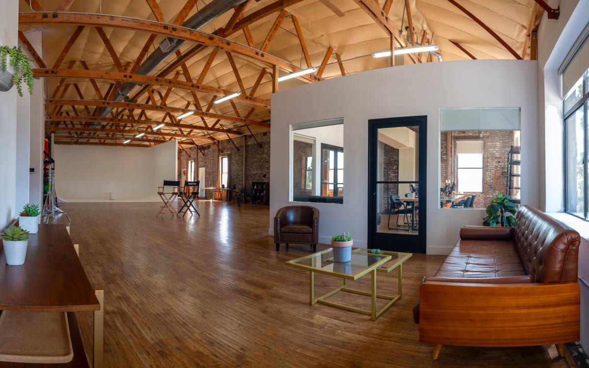 Loft Open Space Studio in DTLA with HVAC, Los Angeles, CA | Event ...