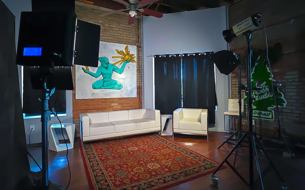 Get Fresh Studios | NYC LOFT VIBES - Natural Light - Completely Modular ...