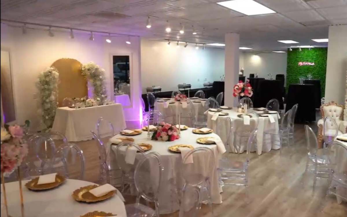 Floral Event Space Studio, DeSoto, TX | Event | Peerspace