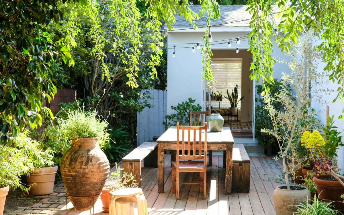 Beachside Neighborhood Home, PACIFIC PALISADES, CA | Off-Site | Peerspace