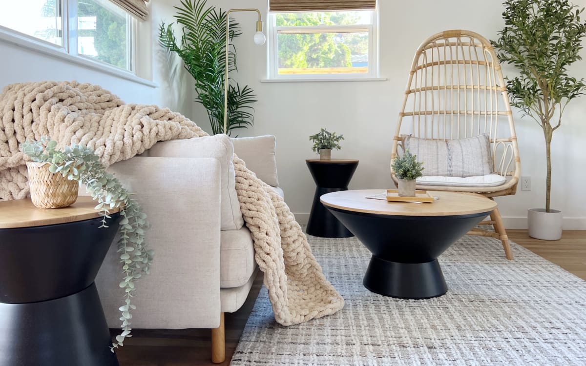 Vintage Retro Modern Cozy Cottage, Encinitas, CA | Production | Peerspace