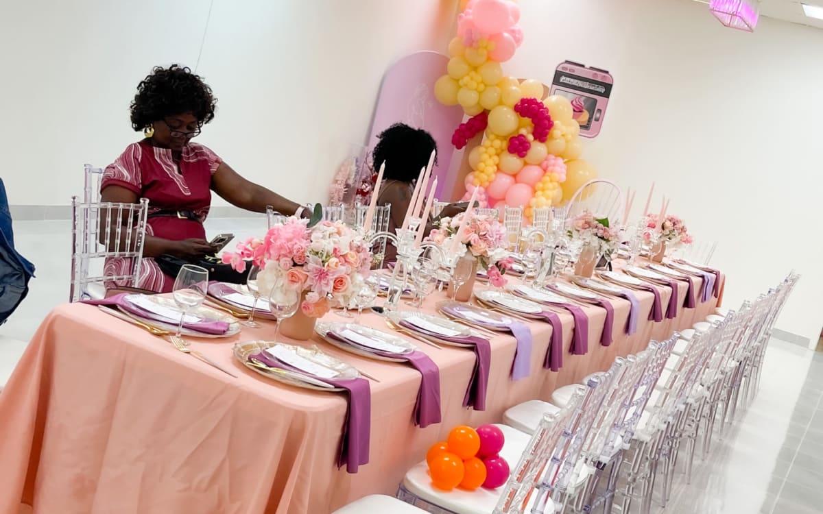 White, Elegant and Clean Intimate Event Space in Dallas, Dallas, TX ...