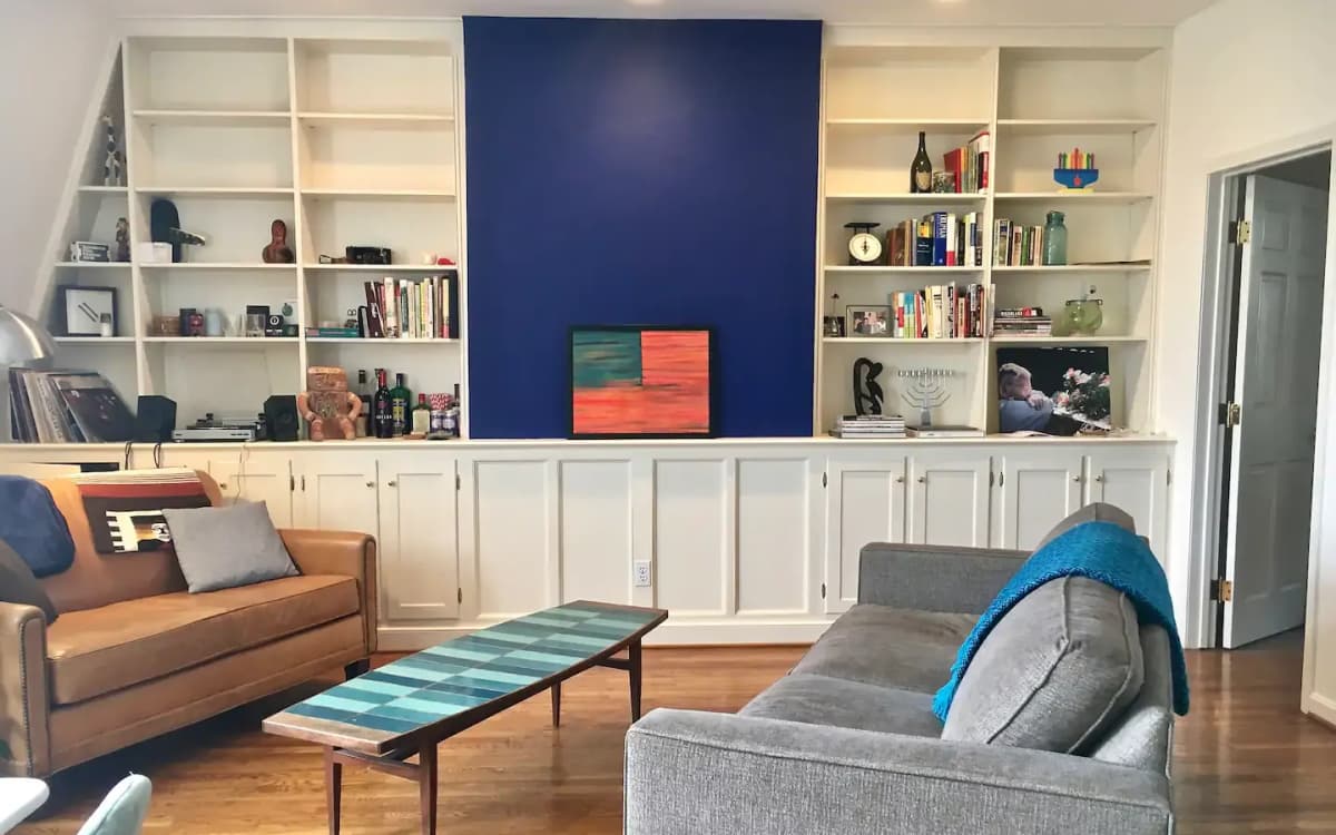 Adams Morgan Apartment with Character, Washington, DC | Production ...