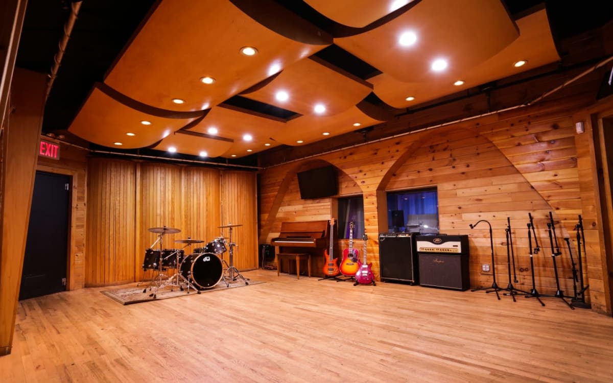 Futuristic Recording Studio with private balcony views over Times ...