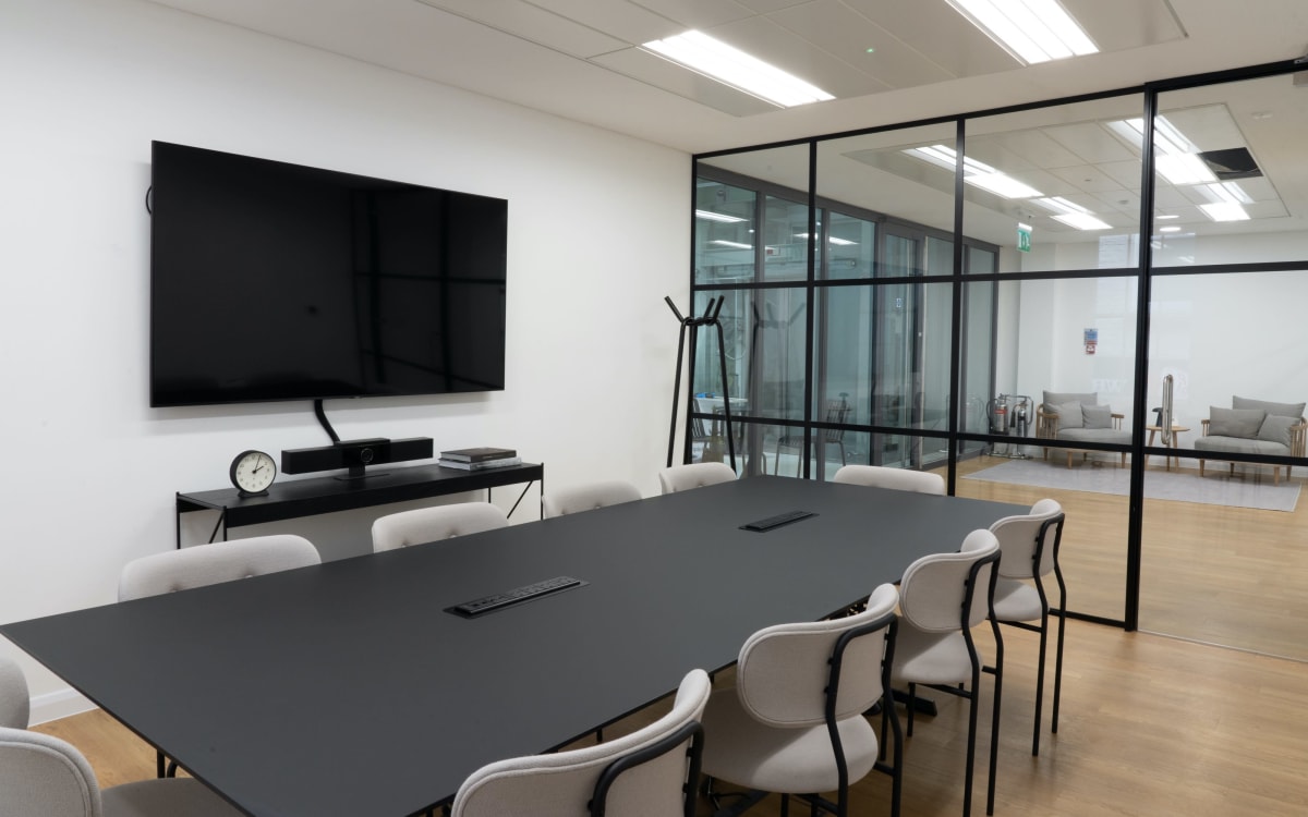 Modern and Stylish Meeting Space, London | Off-Site | Peerspace