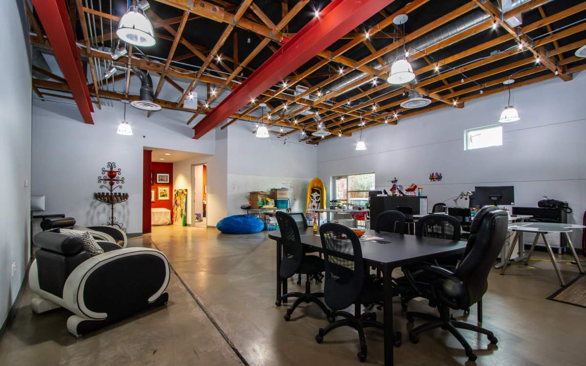 Desk Workspace Available in Beautiful, Creative Office Space in ...