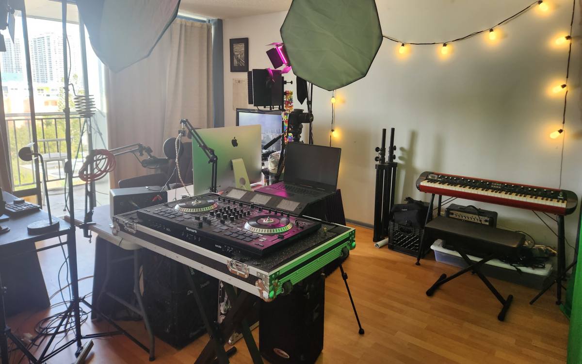 POP UP Music Recording & Production Studio, Long Beach, CA | Production ...
