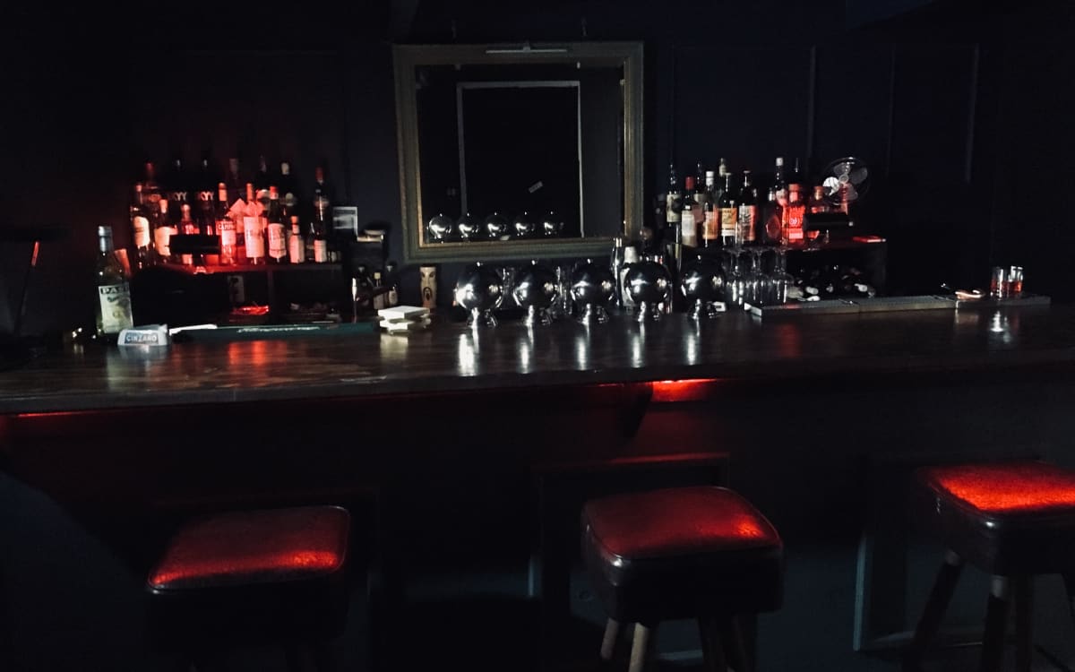 A bar/ private club set with tropical outdoor area, los angeles, CA ...