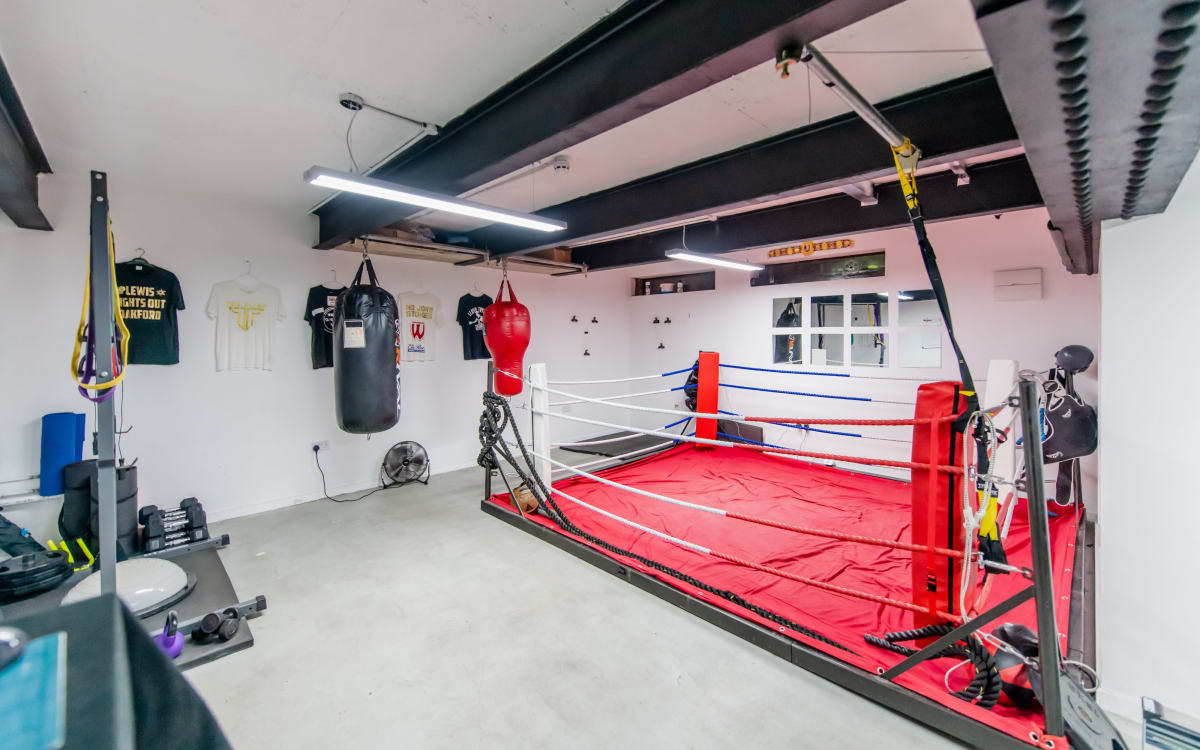 HiiT/Boxing/PT gym, Hanger Lane | Event | Peerspace