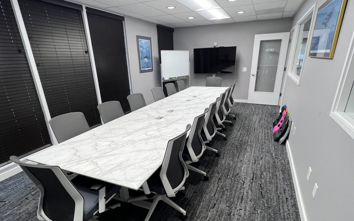 Boardroom with Sit-Stand Conference Table and Hybrid Capable, Bellevue ...