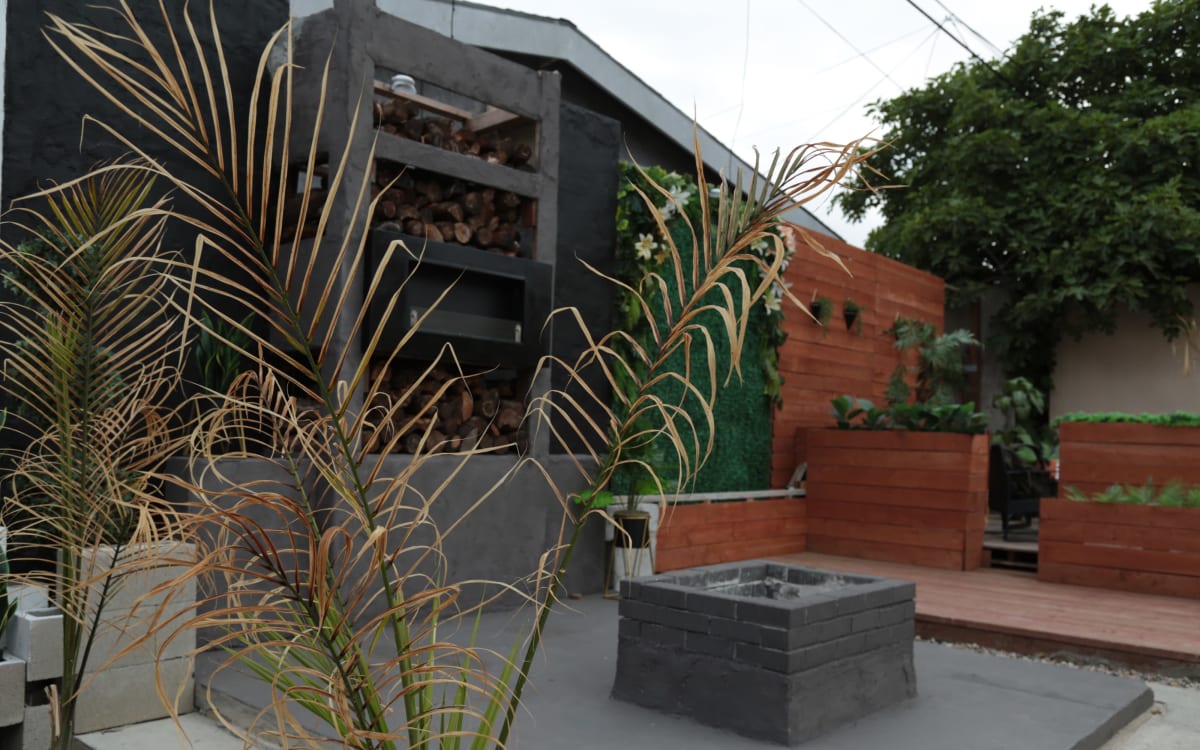 Outdoor Photo Backdrops, Los Angeles, CA | Production | Peerspace