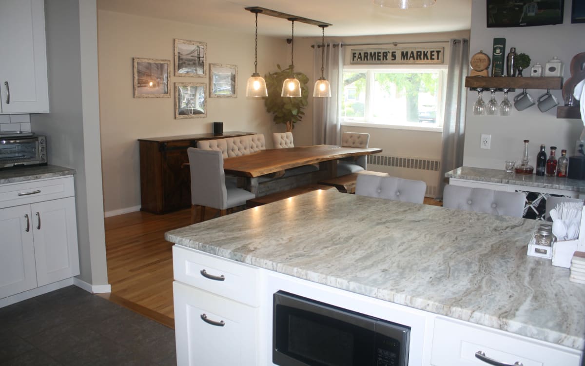 Modern Long Island Ranch, Wantagh, NY | Production | Peerspace