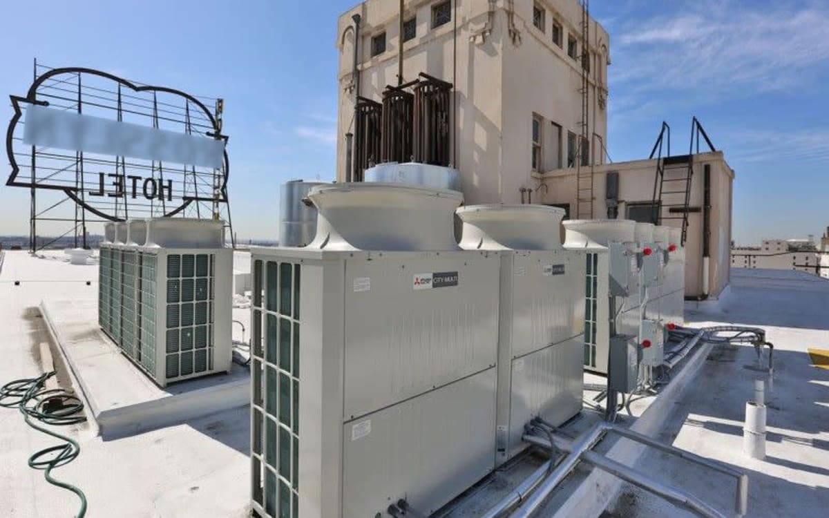 Iconic DTLA Rooftop with Fluorescent Sign, Los Angeles, CA | Production ...