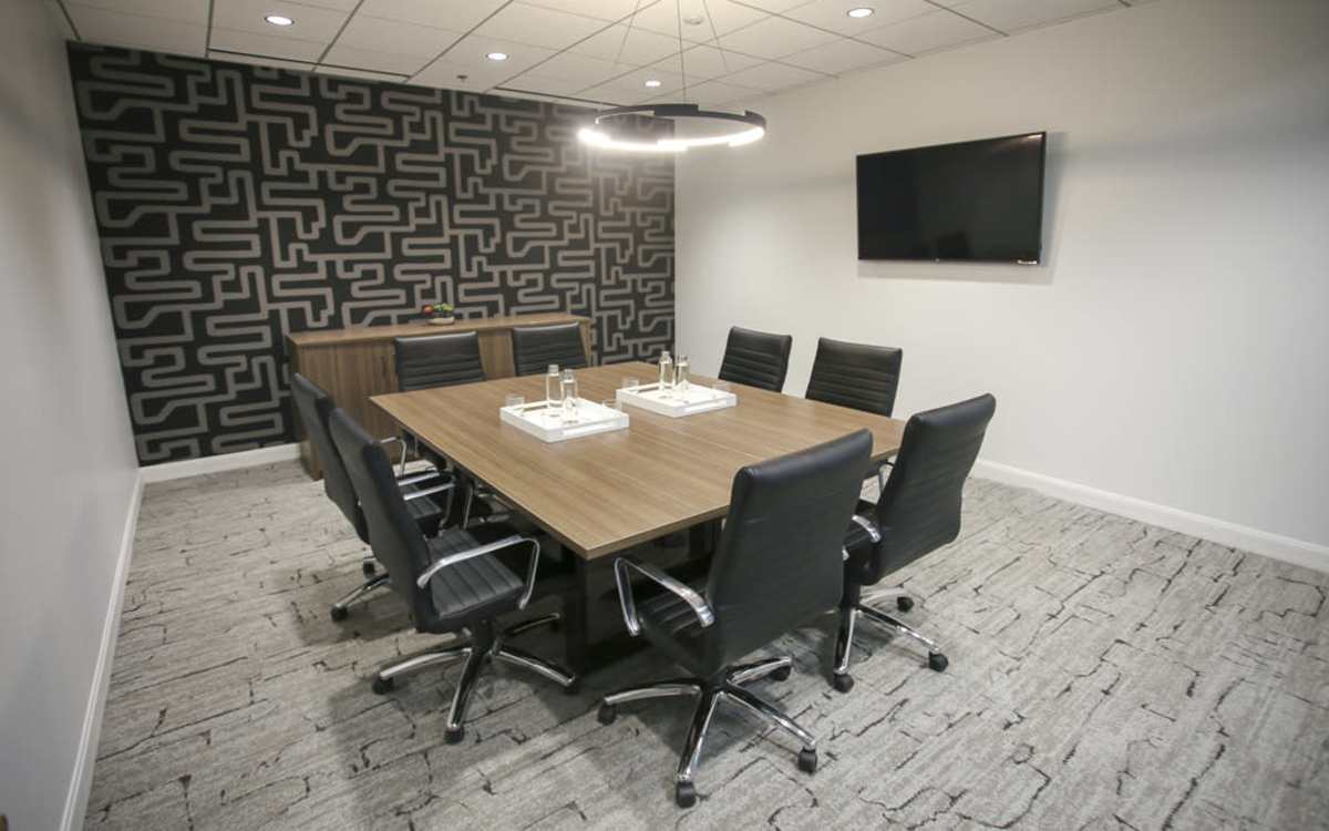 Small Conference Room, Los Angeles, CA | Off-Site | Peerspace