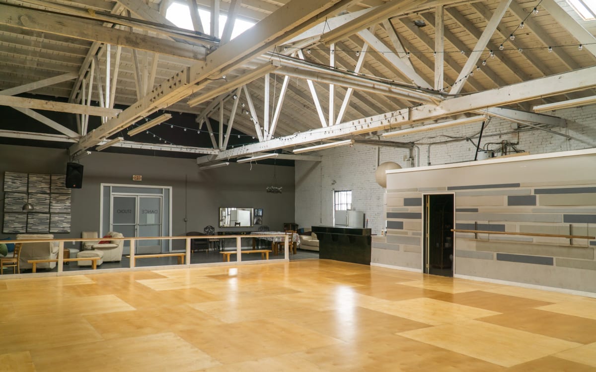 Industrial Dance Studio with Kitchen and Lounge Area, Los Angeles, CA ...