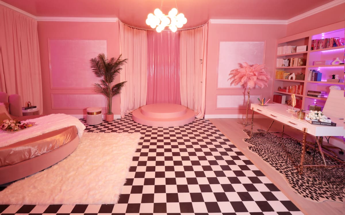 NEW Pink Dream Production Set, Atlanta, GA | Production | Peerspace