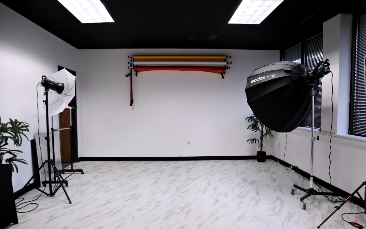 Picture Studios | Four Seasons Studio With Natural Light, Greensboro ...