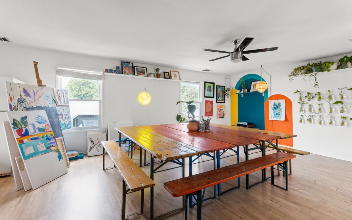 Cherrywood Treehouse Art Studio, Austin, TX | Event | Peerspace