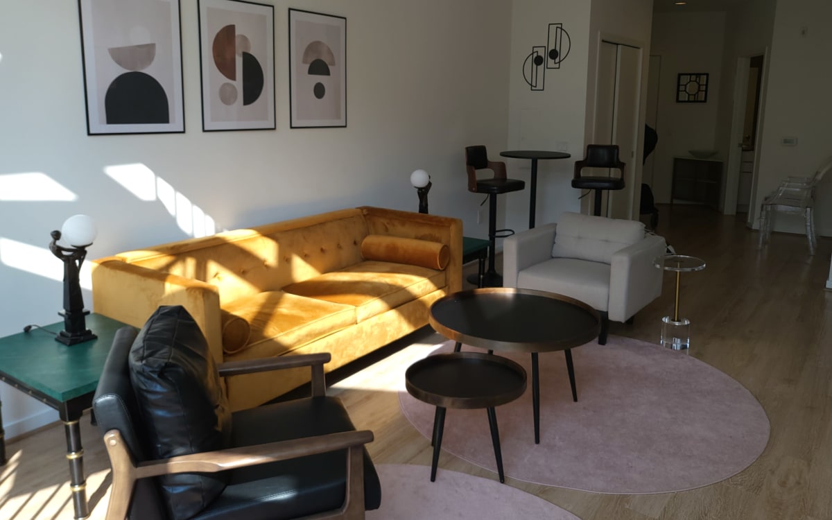 Posh Mid-century Loft, Washington, DC | Production | Peerspace