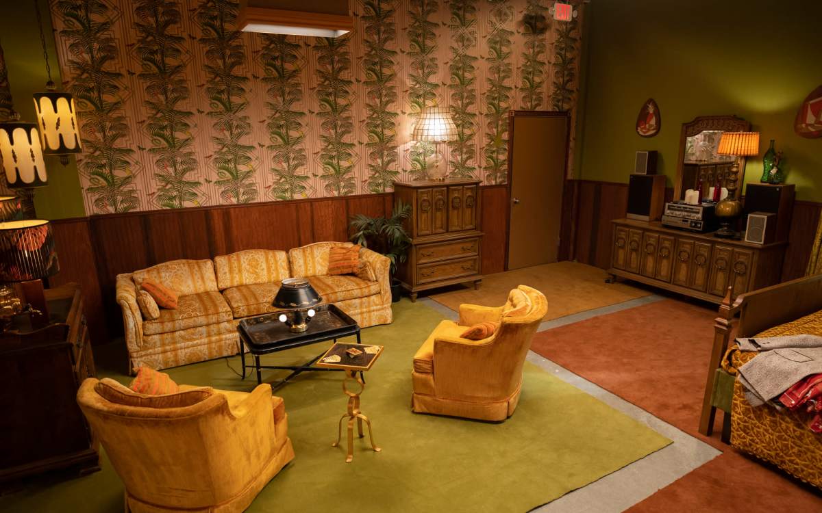 Tropical MCM Suite in Brooklyn, Brooklyn, NY | Production | Peerspace