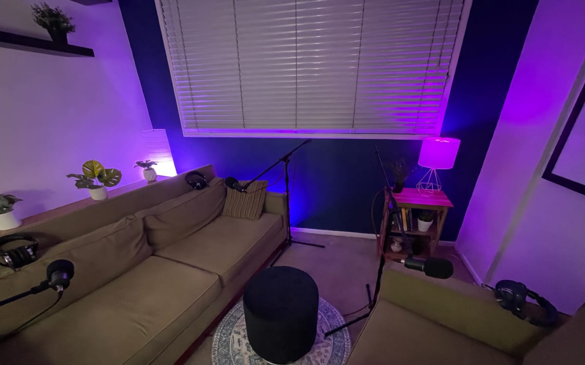 Relaxed Podcast Studio, Los Angeles, CA | Production | Peerspace