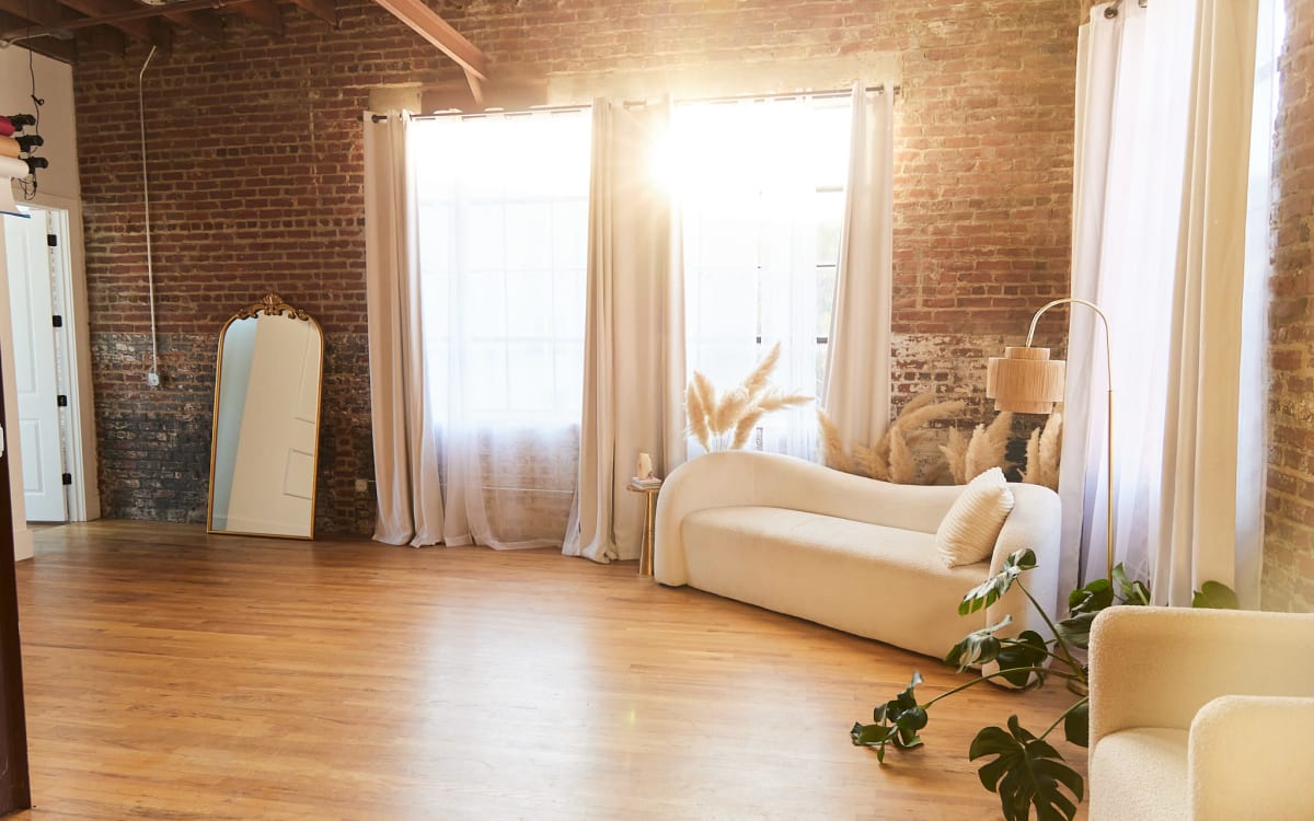 8 Setup Studio Loft with Natural Light Downtown, Atlanta, GA ...