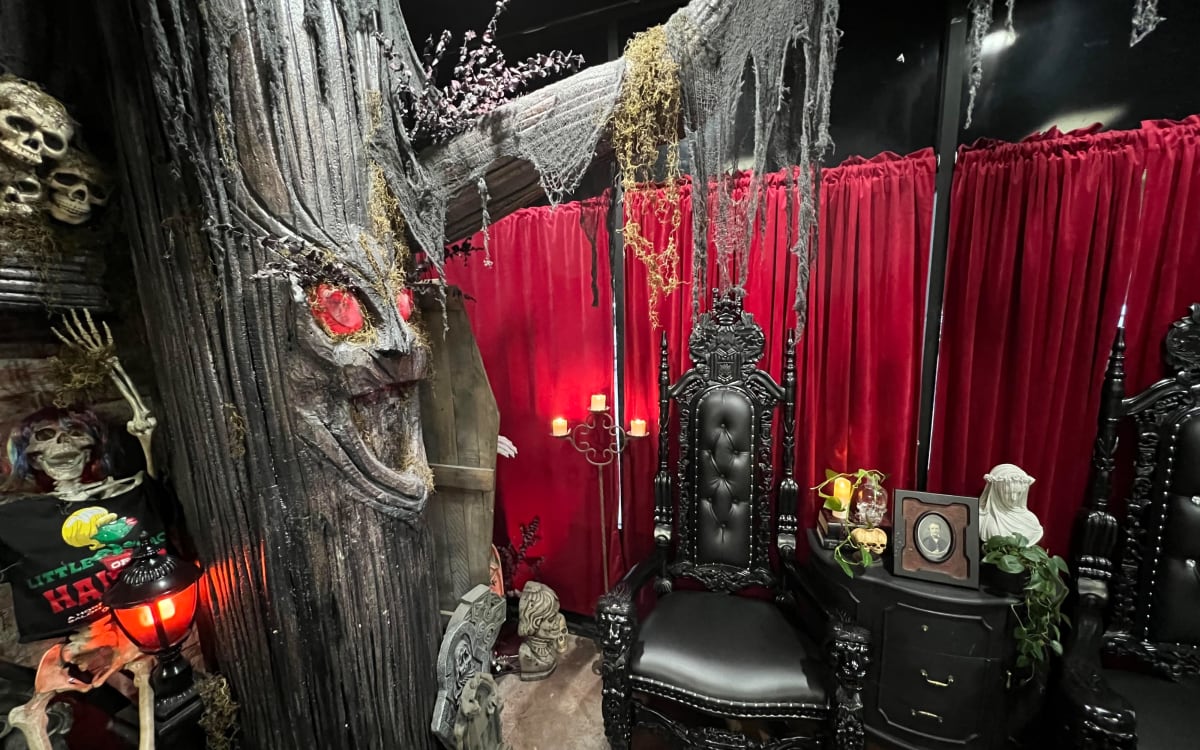 Horror Themed Hair Salon in Historic Building, Upland, CA | Production ...