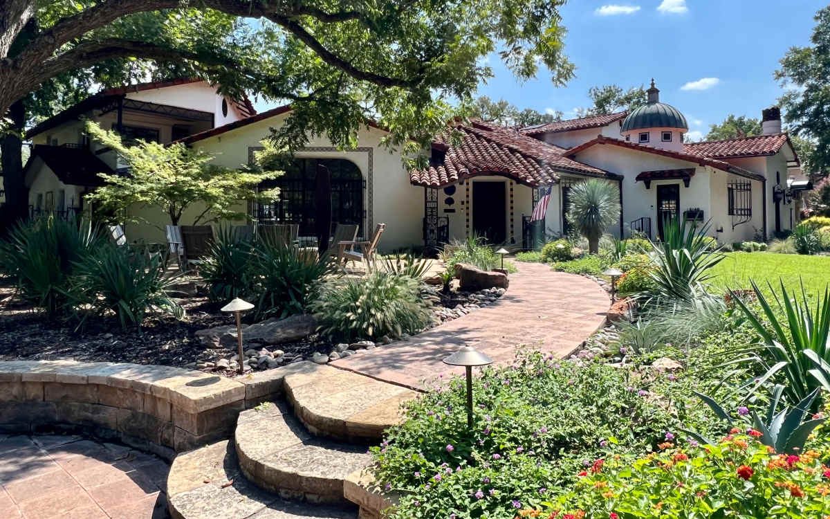 Historic Spanish Home with California estate vibes, Dallas, TX ...