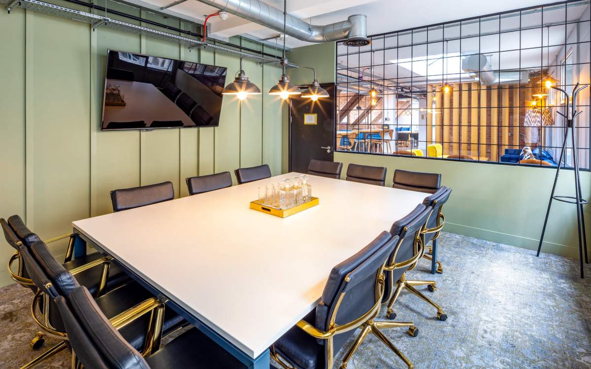 Meeting Room for 12 Attendees in Soho - Meeting Room 1 - Regent Street ...