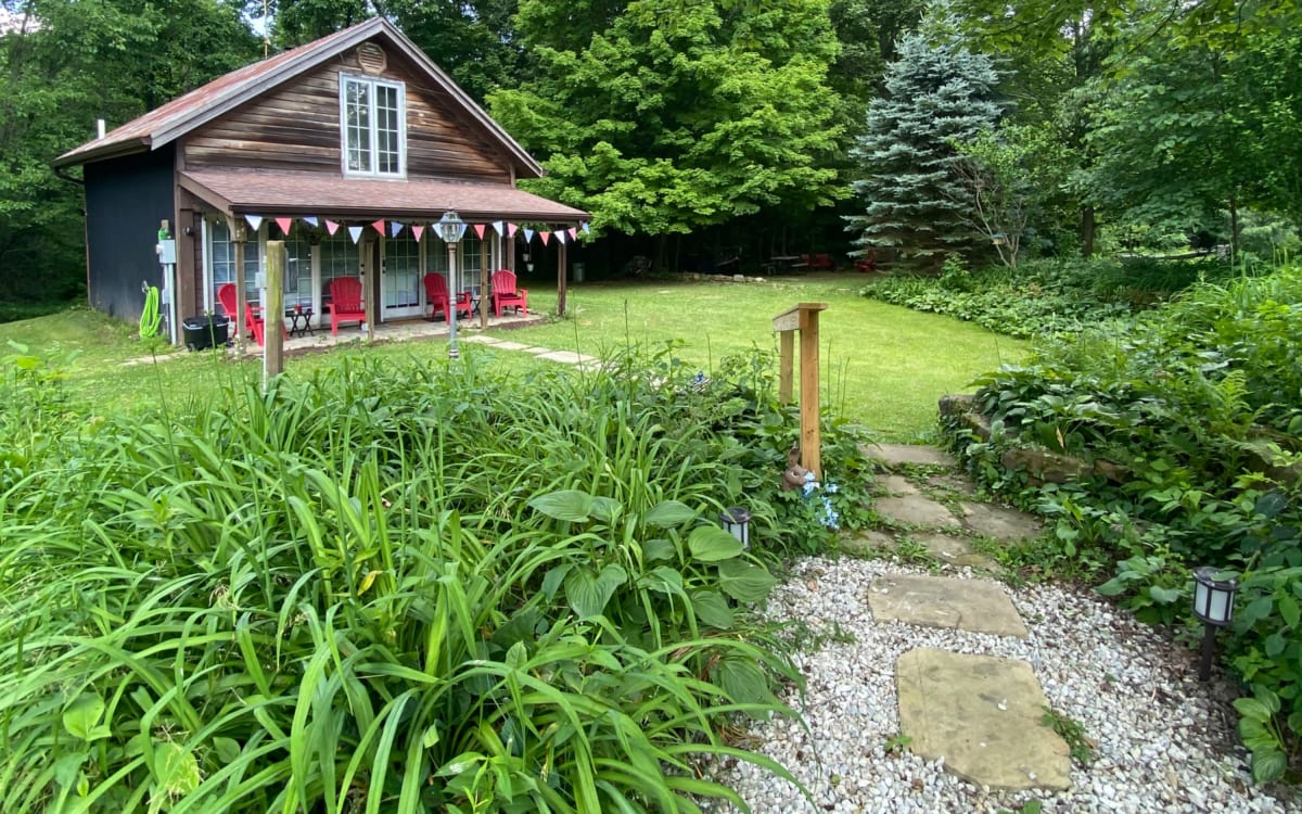 Rustic Cabin on 15 Beautiful Wooded Acres., Lexington, OH | Production ...