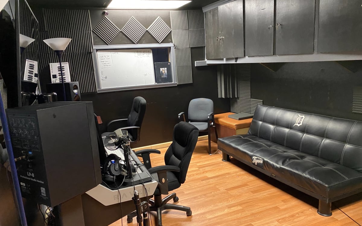 Premier Recording Studio, Southfield, MI | Production | Peerspace