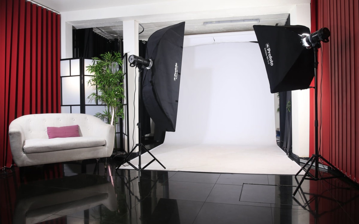 Grand studio photo de 150m2 entièrement privatisable à Belleville ...