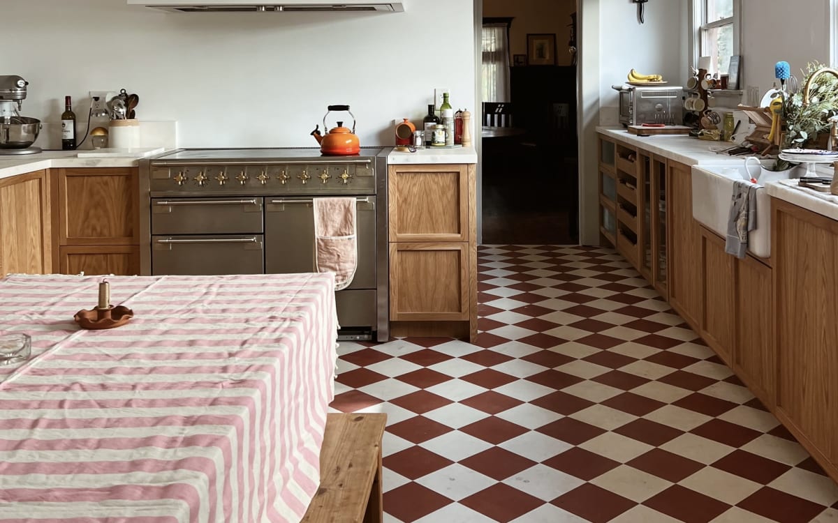 Magical Historic Craftsman Home, Los Angeles, CA | Production | Peerspace