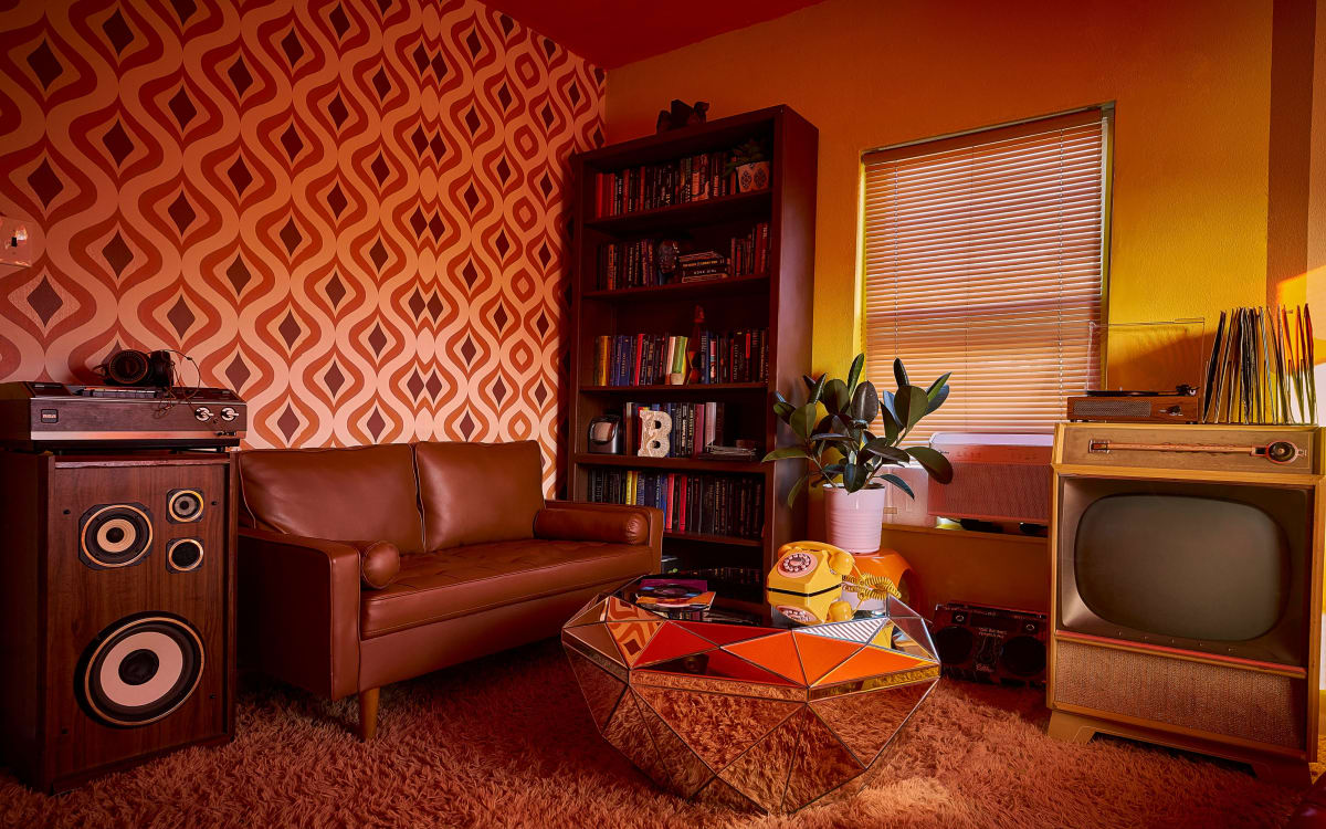 The Retro Play House 70's Disco Speaker Wall, Money Green Room, Graden ...