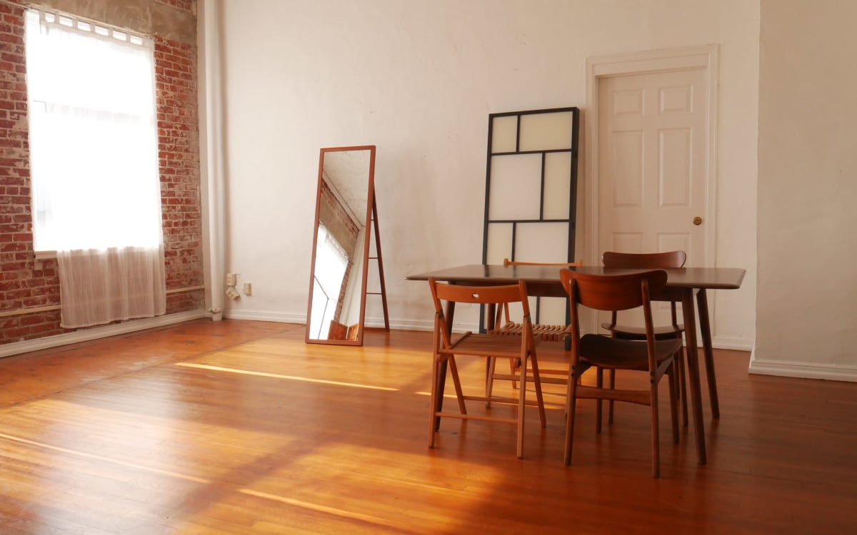 Natural Light Creative Photo Studio, Santa Ana, CA | Production | Peerspace