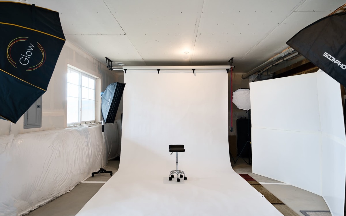 Pramod Photography | Creative Space with Natural Light & Backdrop ...