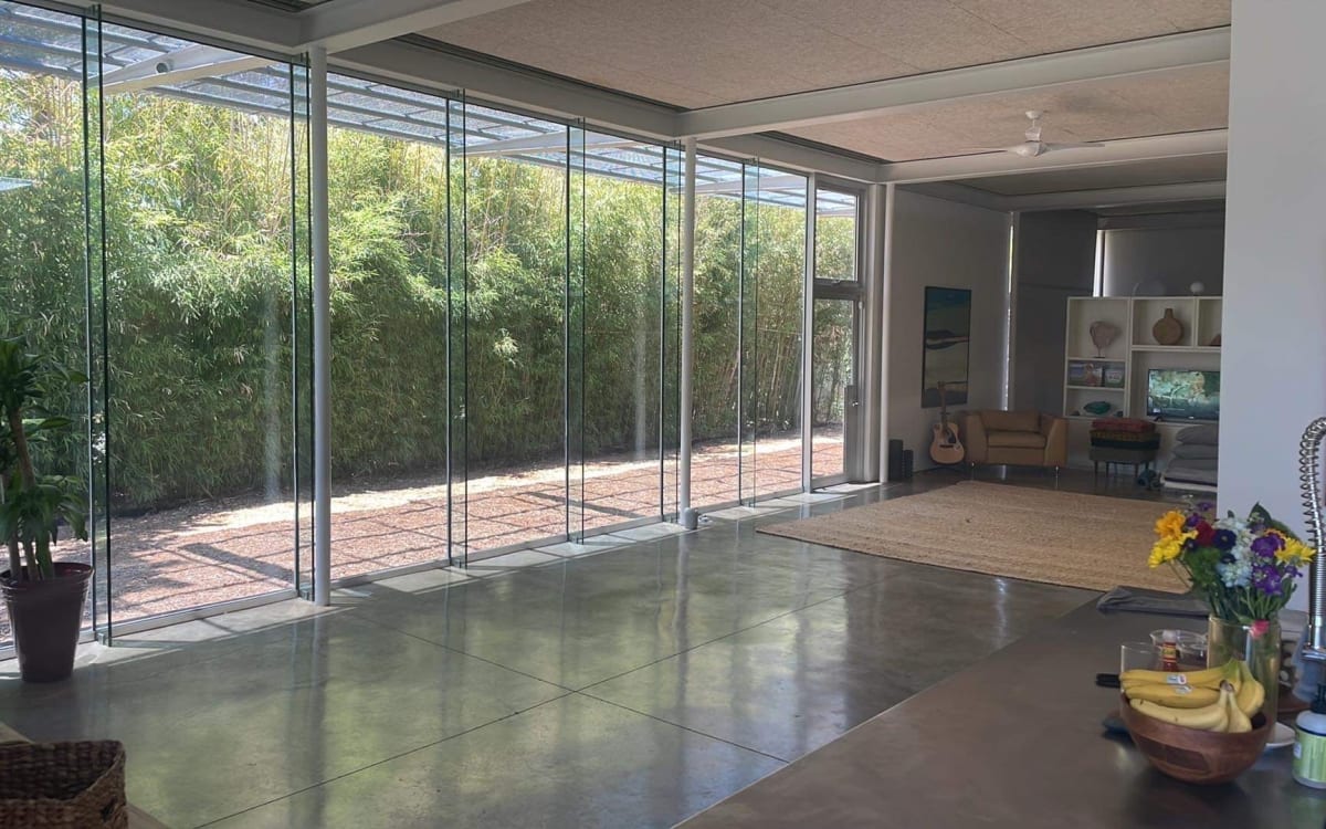 AIA Award-Winning Studio with Floor-to-Ceiling Windows. Museum-like ...