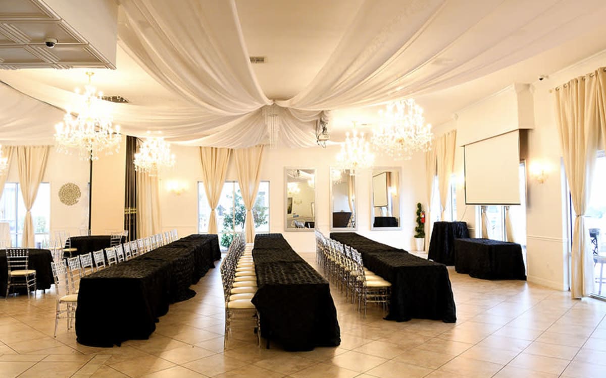 Hurst Meeting -Conference Room-Available weekdays for meetings or ...