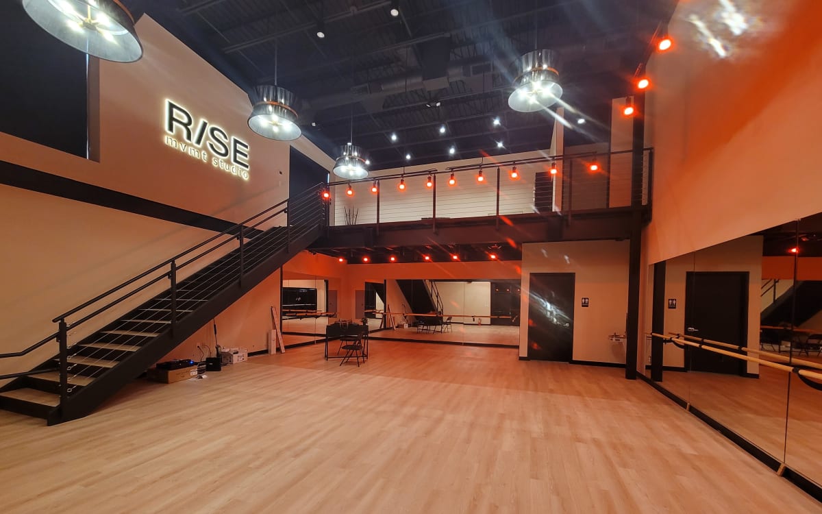 Chic Lower Heights Dance Studio w/ Special Lighting, Houston, TX ...